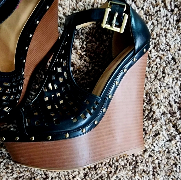 JustFab | Shoes | Justfab Delphina Wedge Heel | Poshmark
